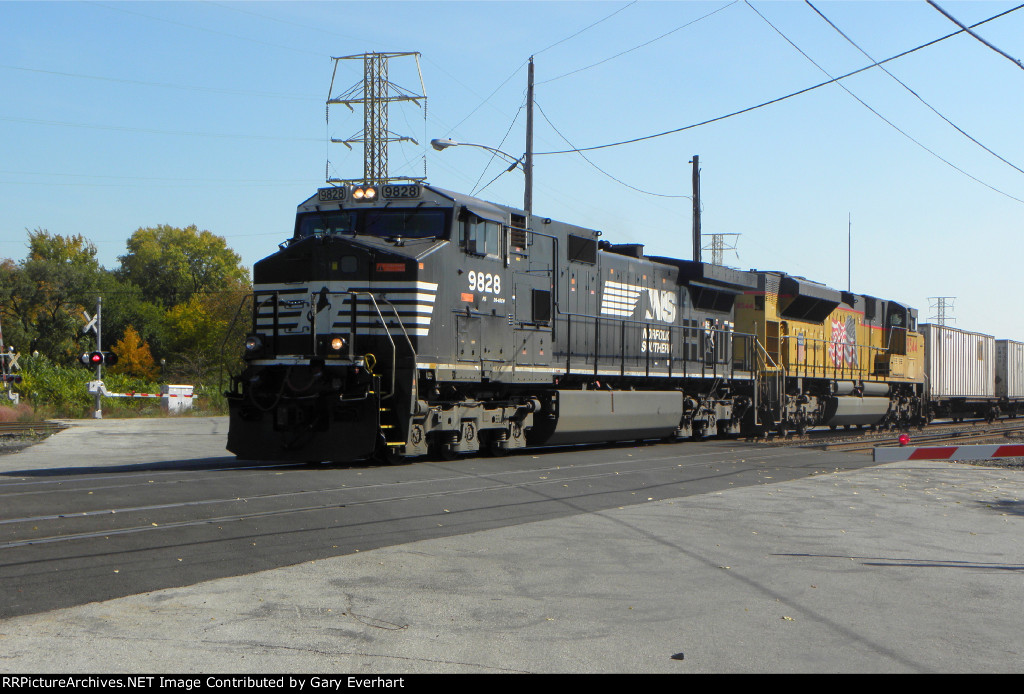 NS 9828 and UP 8544